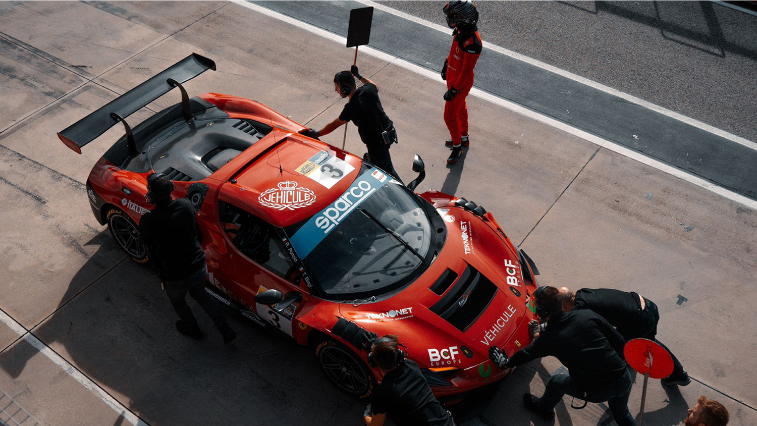 VÉHICULE RACING TEAM