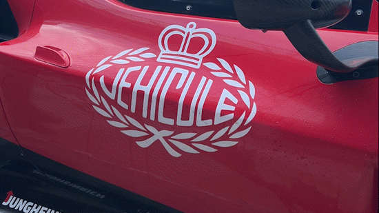 VÉHICULE RACING TEAM